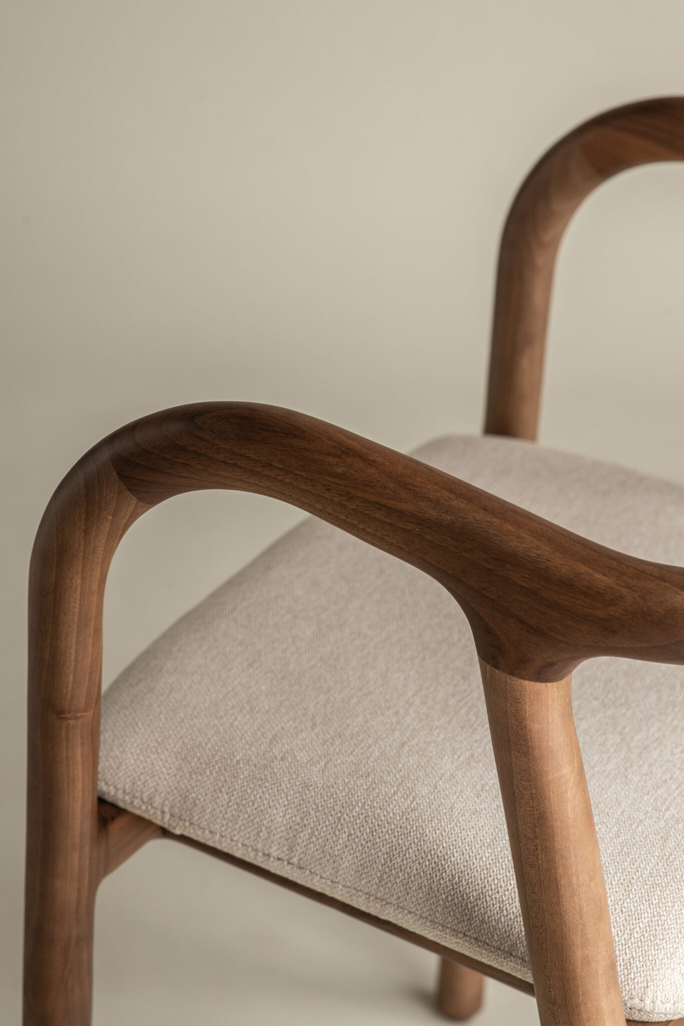 Mosso comfort chair, skillfully crafted from solid wood by Charlie Pommier.